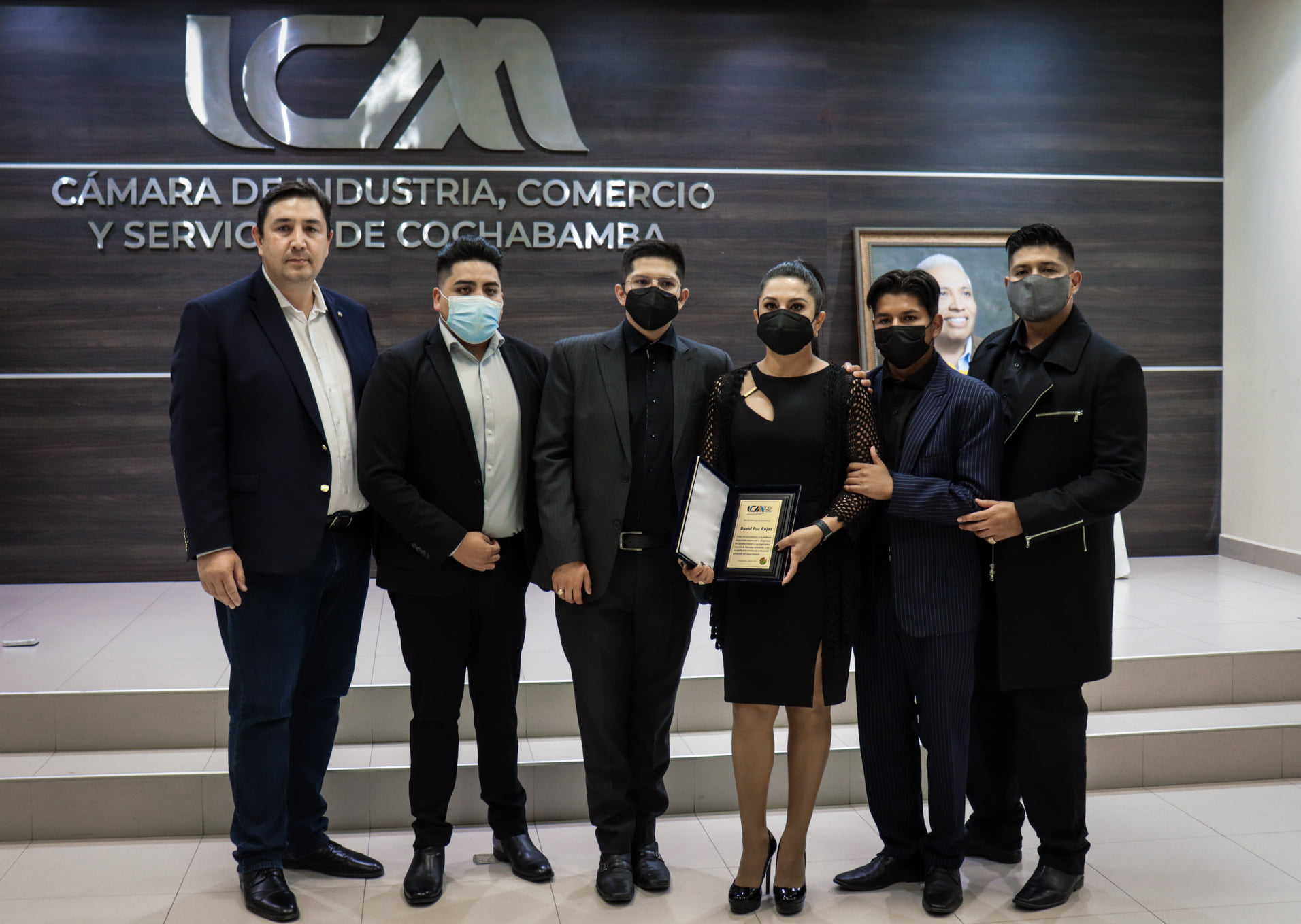 HOMENAJE PÓSTUMO AL EMPRESARIO DAVID PAZ ROJAS